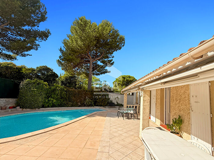 Bouc-Bel-Air, La Mounine, Le Serre, Valcros : Maison 4 pièces à vendre