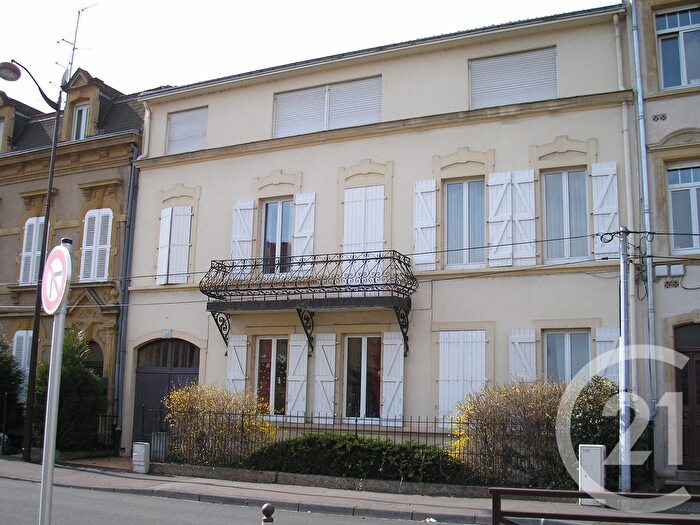 Metz, Nouvelle ville : Appartement 4 pièces à louer