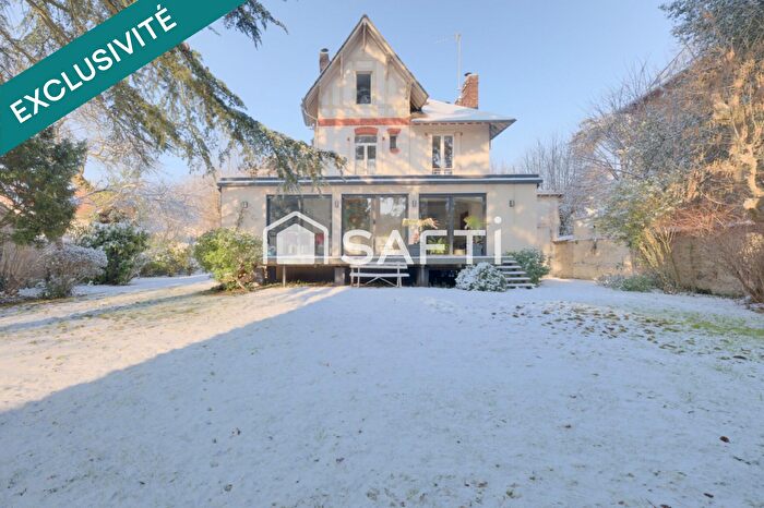 Maison à vendre - Saint-Maur-des-Fossés, Parc de Saint-Maur - 8 pièces - 5 chambres