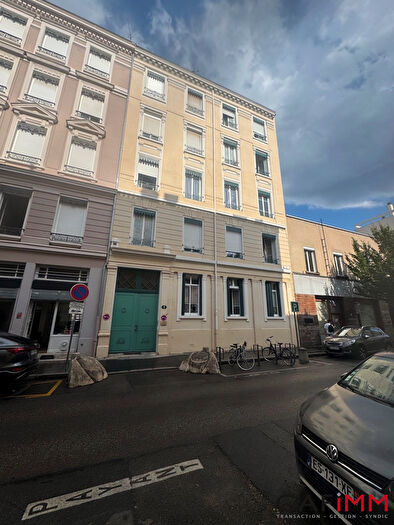 Appartement 2 pièces à vendre à Villeurbanne, République, Tolstoi