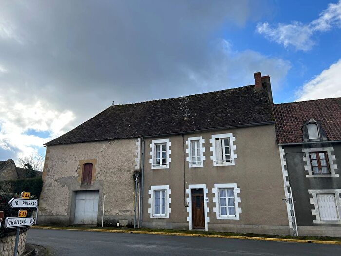 Maison à vendre - Lignac - 9 pièces - 6 chambres