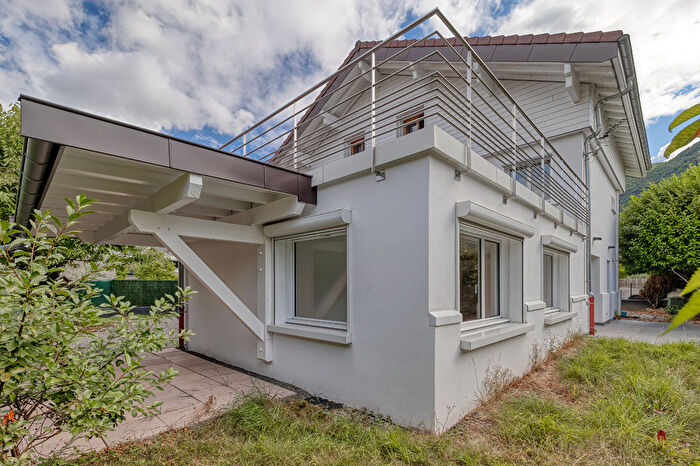 Maison à vendre - Annecy-le-Vieux, Annecy-le-Vieux Sud - 11 pièces - 8 chambres