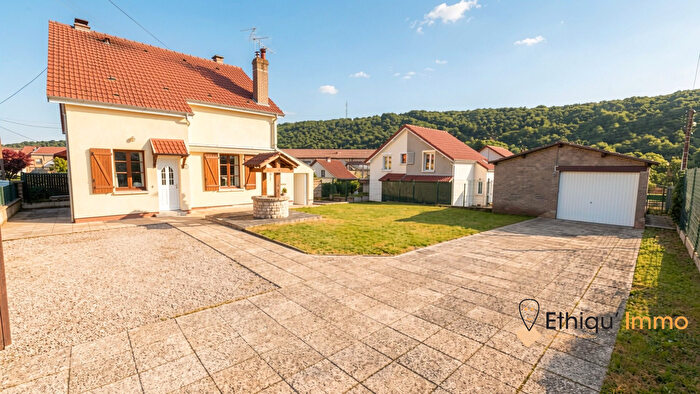 Maison 5 pièces à vendre à Froncles