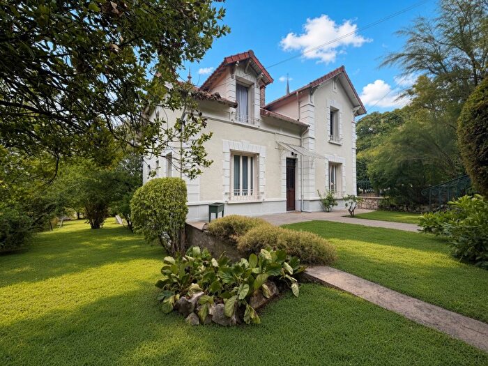 Maison 6 pièces à vendre à Saint-Pierre-lès-Nemours