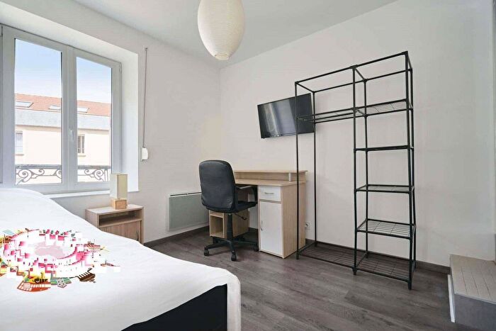Appartement à louer - Laon Zola-Neufchâtel-Orgeval, Reims - 1 pièce