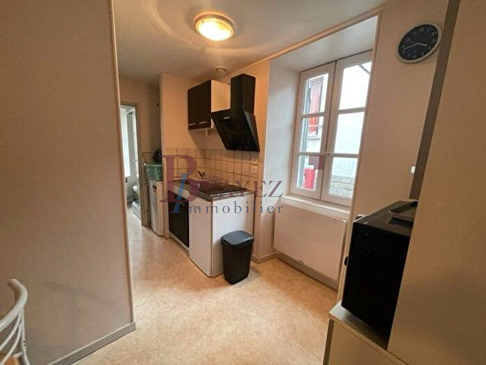 Appartement 2 pièces à Ussel, à louer