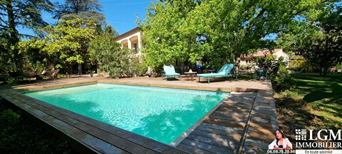 Maison 8 pièces à Aix-en-Provence, Saint-Donat, Les Platanes, à vendre