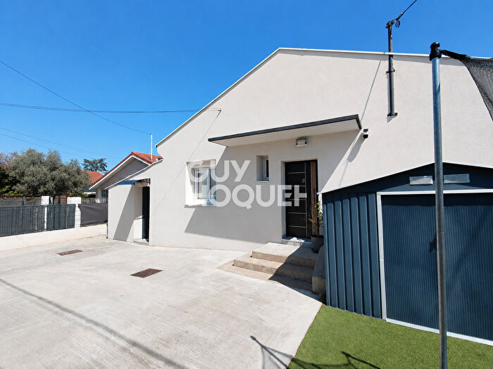 Décines-Charpieu, Champ Blanc : Maison 4 pièces à vendre