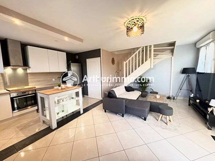 Maison à vendre - Tigery - 4 pièces - 3 chambres