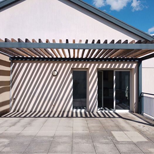 Appartement à vendre - Aix-les-Bains, Est - 3 pièces - 2 chambres