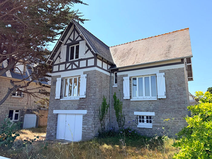 Saint-Cast-le-Guildo : Maison 5 pièces à vendre