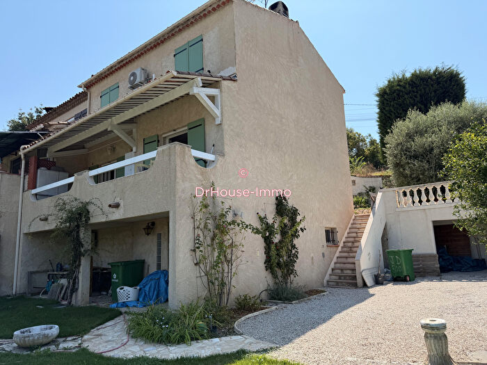 Maison 4 pièces à Villeneuve-Loubet, Plage, à vendre