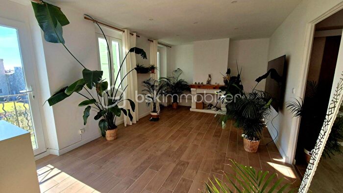 Appartement à vendre - Toulon, Valbourdin - 3 pièces - 3 chambres