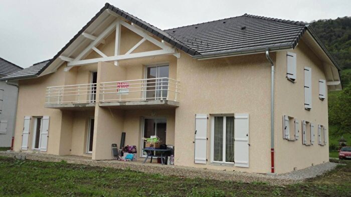 Appartement à louer - La Croix-de-la-Rochette - 3 pièces - 2 chambres