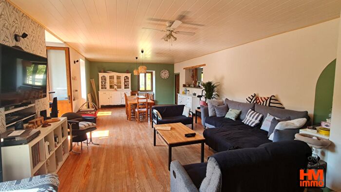 Maison à vendre - Saint-Junien - 8 pièces - 5 chambres