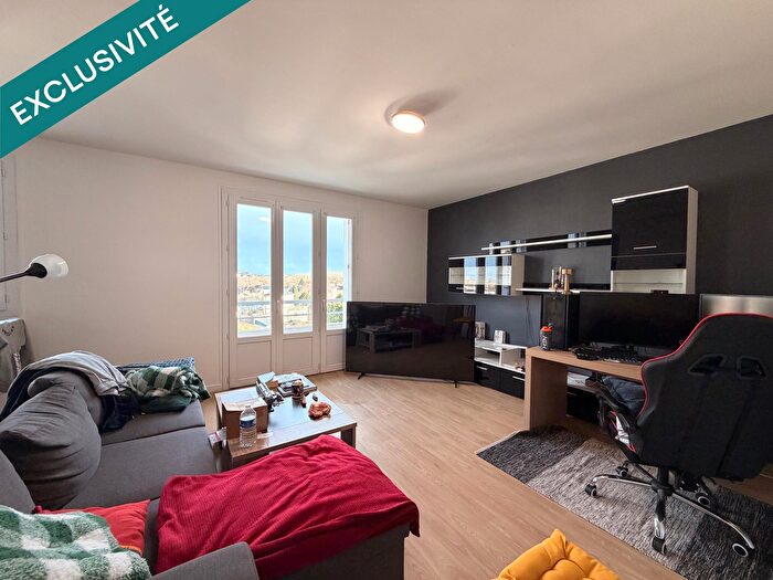 Appartement à vendre - Saumur, Centre-ville - 4 pièces - 2 chambres