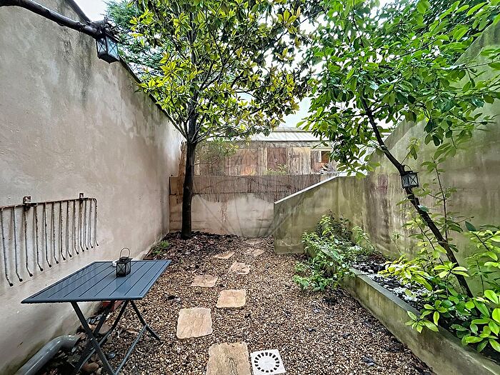 Appartement à louer - Nîmes, La Gazelle, Ventabren - 3 pièces - 2 chambres