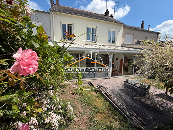 Maison 4 pièces à vendre à Angers, Madeleine, Saint-Léonard, Justices