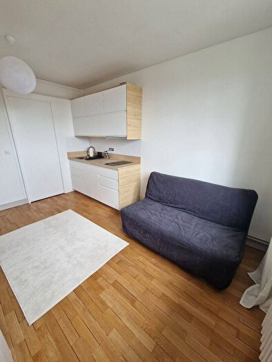 Victor Hugo, Nevers : Appartement 1 pièce à louer