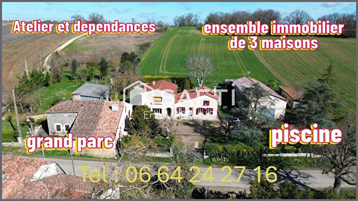 Maison 12 pièces à Castelnau-sur-l'Auvignon, à vendre