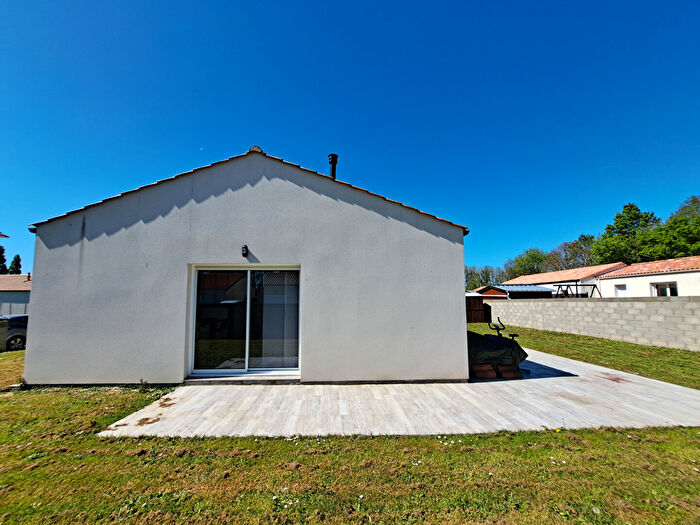 Maison 3 pièces à Saint-Christophe-du-Ligneron, à vendre