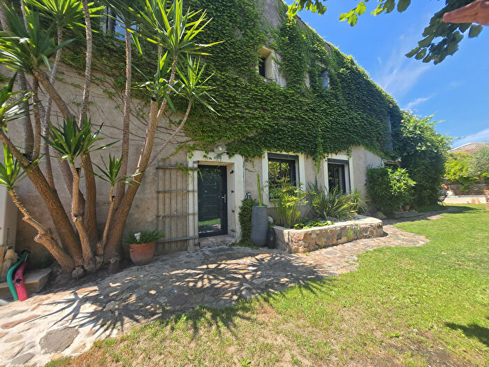 Maison 6 pièces à Cazouls-d'Hérault, à vendre