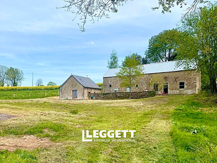 Maison 3 pièces à vendre à Saint-Martin-de-Connée