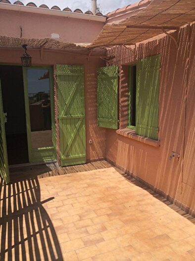 Appartement à louer - Vias, Ville - 2 pièces - 1 chambre