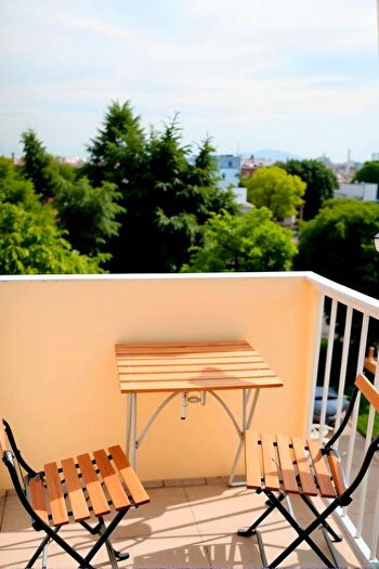 Appartement à vendre - Joué-lès-Tours, Centre-ville - 4 pièces - 3 chambres