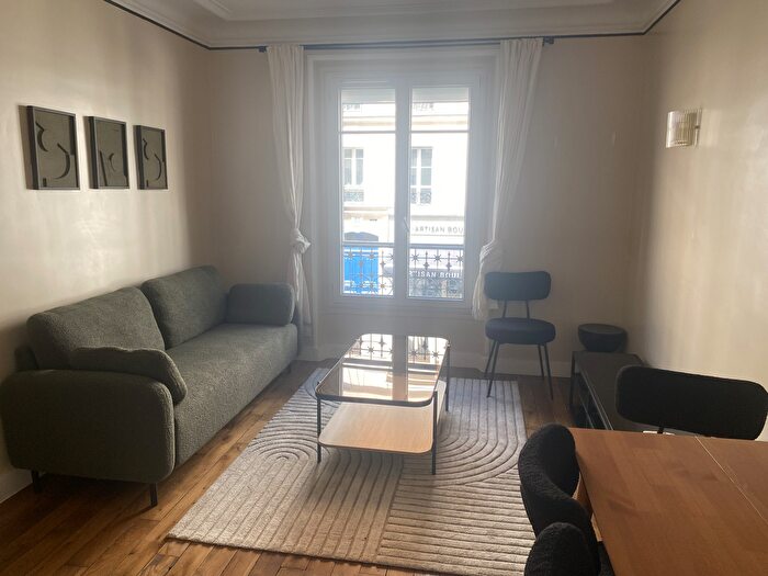 Appartement 2 pièces à Paris 18ème, Simplon, Poissonniers, à louer