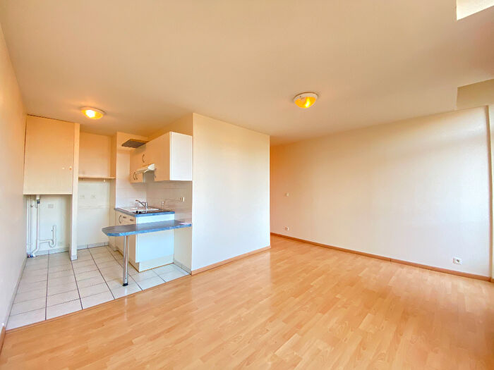 Appartement à louer - Mont-de-Marsan, Centre-ville - 2 pièces - 1 chambre