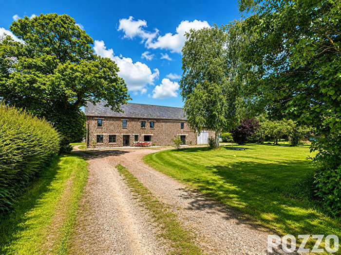 Maison 6 pièces à Saint-Planchers, à vendre