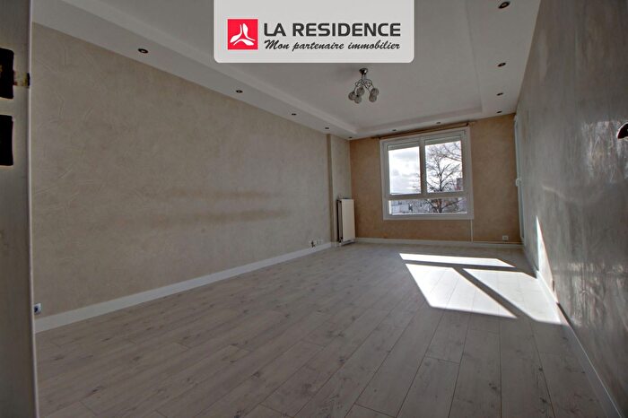 Appartement à vendre - Plaisir, Aqueduc - 3 pièces - 2 chambres