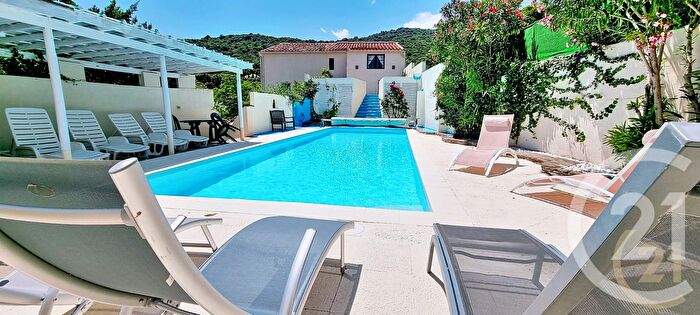 Maison à vendre - Caixas - 8 pièces - 7 chambres