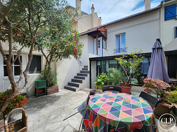 Maison à vendre - Fontenay-sous-Bois, Plateau - 5 pièces - 3 chambres