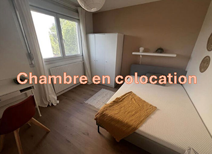 Appartement 1 pièce à Vaulx-en-Velin, Mas Sud, à louer