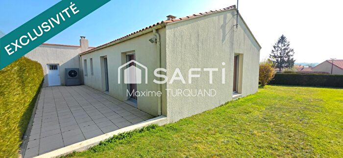 Maison à vendre - Montournais - 4 pièces - 3 chambres