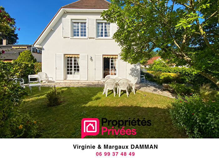Maison 8 pièces à vendre - Cléon