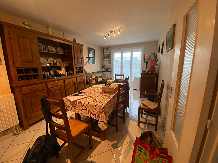 Appartement à vendre - Roanne, Clermont - 3 pièces - 2 chambres