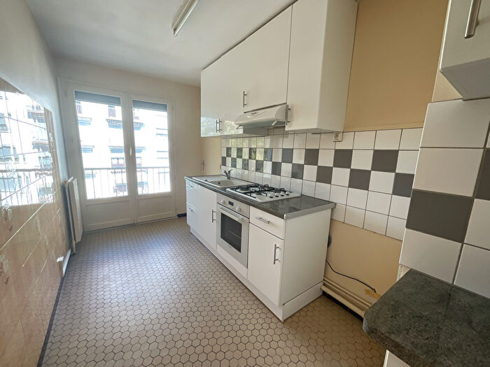 Appartement 2 pièces à louer - Bourges, Centre-ville, Charlet, Lahitolle, Pignoux, Sembat
