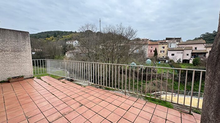 Maison à louer - Saint-Nazaire-de-Ladarez - 4 pièces - 3 chambres