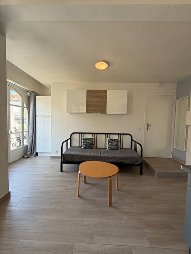 Appartement 1 pièce à louer à Nice, Médecin
