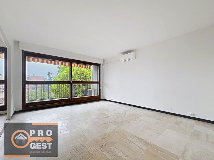 Appartement 4 pièces à louer - Montpellier, Antigone