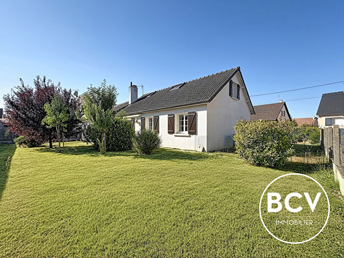 Maison 6 pièces à Champhol, à vendre