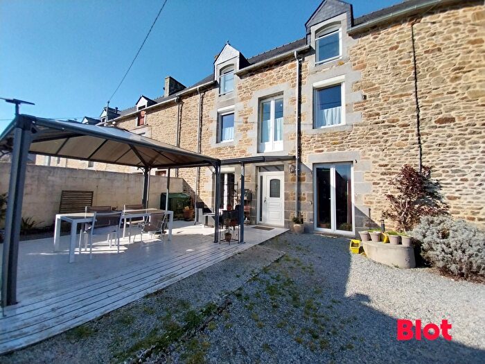 Maison à vendre - Pleudihen-sur-Rance - 6 pièces - 4 chambres