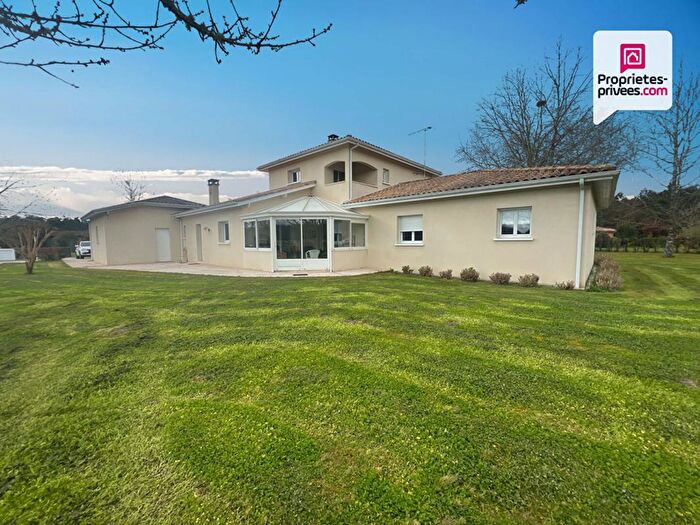 Maison à vendre - Bazas - 8 pièces - 5 chambres