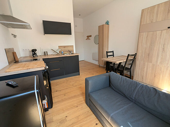 Appartement à louer - Saint-Étienne, Saint-Roch, Vivaraize, Valbenoite, Centre Deux - 1 pièce
