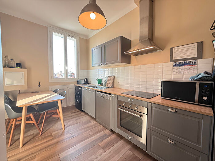 Appartement à vendre - Toulon, Haute-ville - 4 pièces - 3 chambres