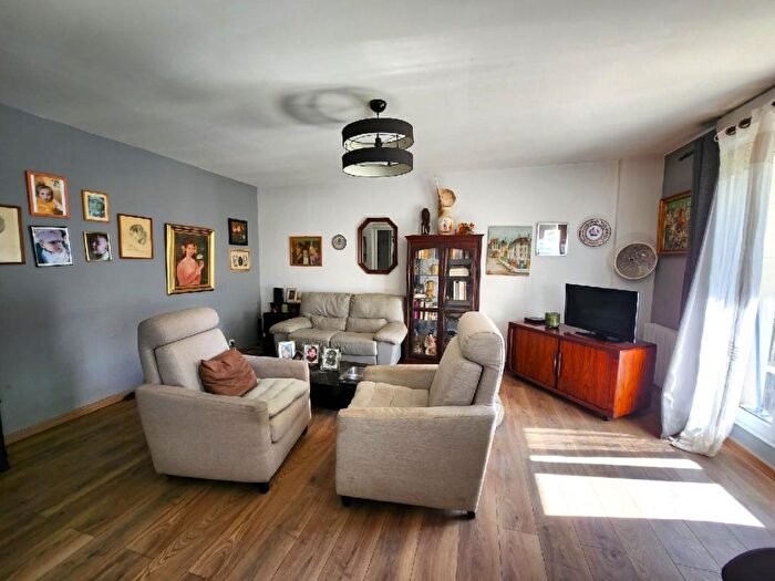 Appartement à vendre - Coye-la-Forêt - 2 pièces - 1 chambre