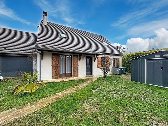 Maison à vendre - Chaumont-en-Vexin - 5 pièces - 3 chambres